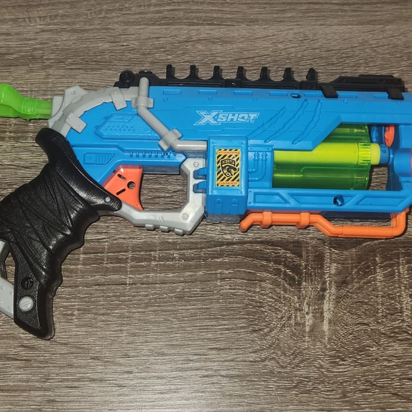 Toys | Xshot Dino Attack Dino Striker Foam Dart Blaster Zuru Gun Just ...